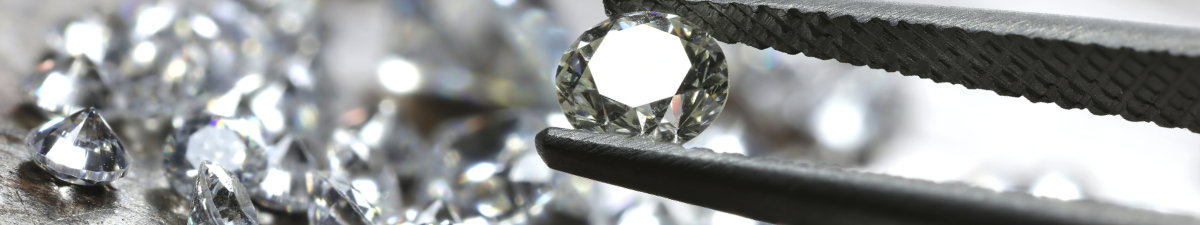 The Diamond Spot On Boston Jeweler's Building - The Diamond Spot